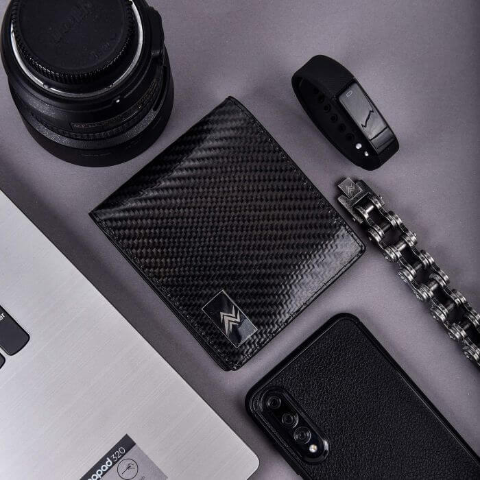 RedLynx Carbon Wallet